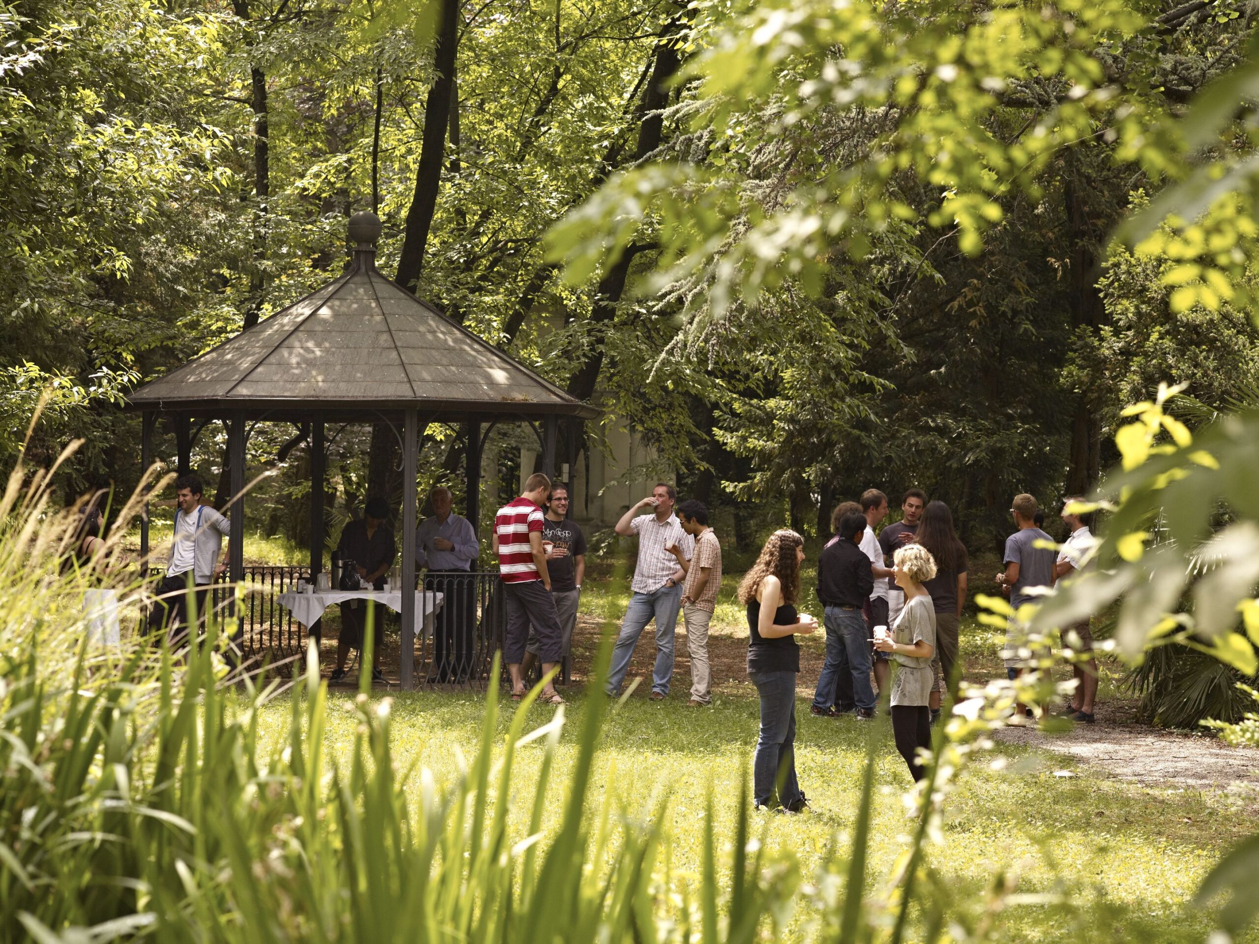 DTP 2022 | Hadron Physics with Functional Methods - FBK ECT*